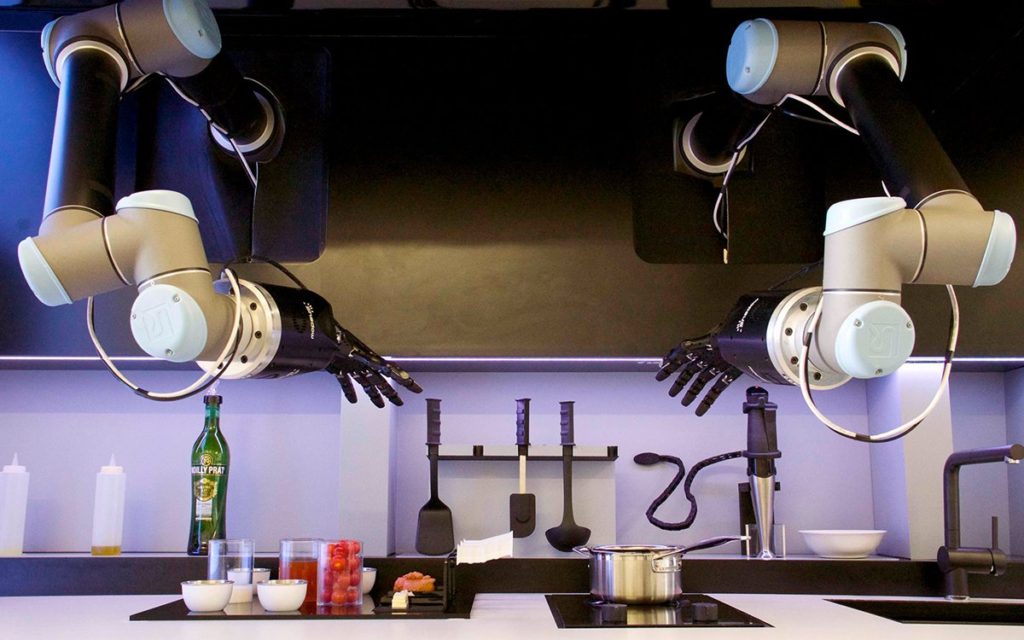 The world’s first robotic kitchen | AtomicTAG